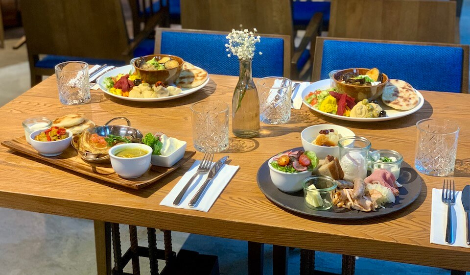 SPOJKA | KDYŽ JÍDLO LIDI SPOJUJE